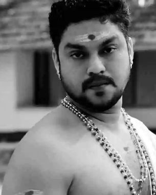 Mollywood Actor Sreejith Panicker Biography, News, Photos, Videos | NETTV4U