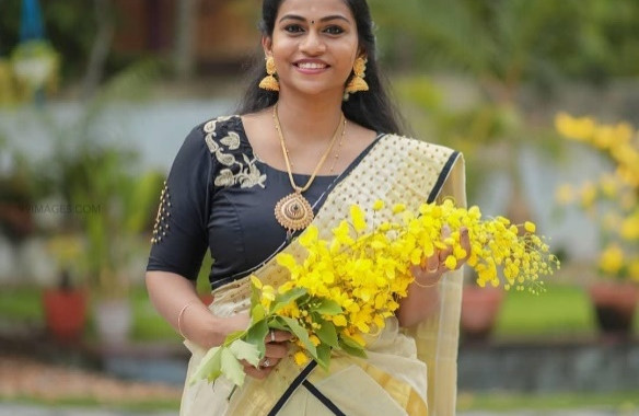 Mollywood Actress Preena Anuraj Biography, News, Photos, Videos | NETTV4U