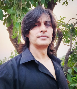 Filmmaker Faysal Abbas Biography, News, Photos, Videos | NETTV4U