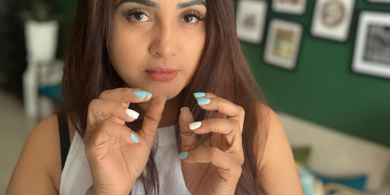 Sinhala Actress Gayathri Dias Biography, News, Photos, Videos | NETTV4U