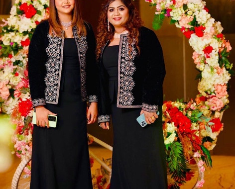 Punjabi Singer Hashmat Sultana Biography, News, Photos, Videos | NETTV4U