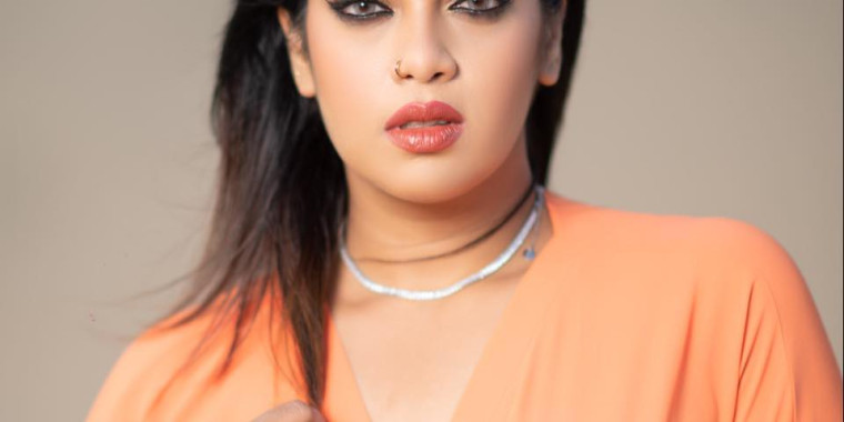 Sinhala Actress Raini Charuka Biography, News, Photos, Videos | NETTV4U