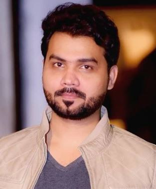 Bollywood Host Faaraz Khan Biography, News, Photos, Videos | NETTV4U