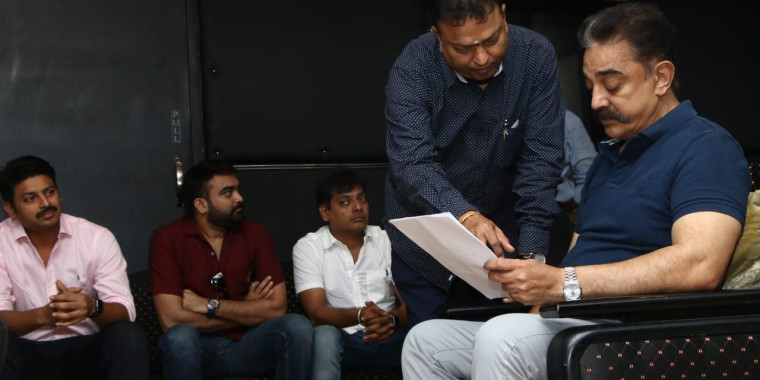 Nadigar Sangam Swamy Sankaradas Team Meets Kamal Haasan Pics | 623651 ...
