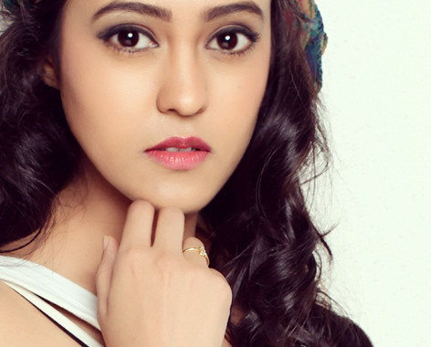 Actress Hunza Sabir Biography, News, Photos, Videos | NETTV4U