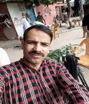 Bollywood Actor Lokesh Pandit Biography, News, Photos, Videos | NETTV4U