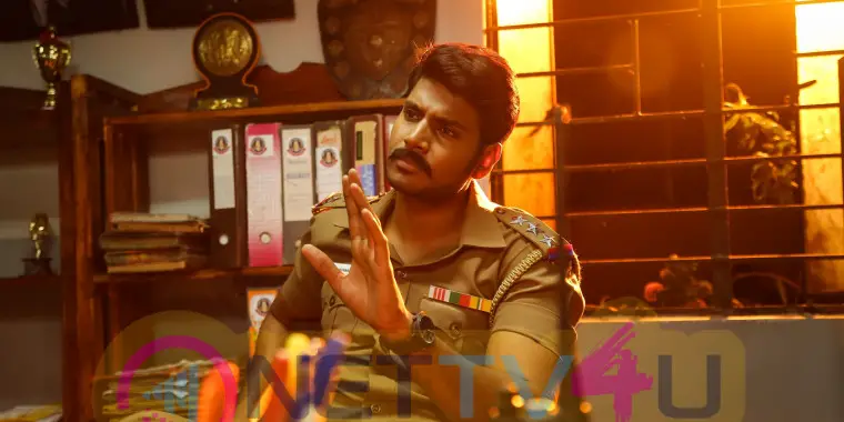 Maayavan Tamil Movie Excellent Stills | 489968 | Latest Stills & Posters Maayavan Tamil Movie Excellent Stills | 489968 | Latest Stills & Posters