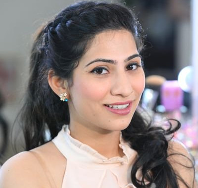 Bollywood Model Anishka Khantwaal Biography, News, Photos, Videos | NETTV4U