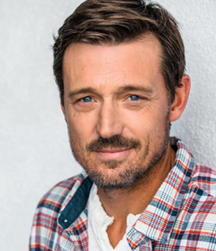 Hollywood Movie Actor David Chisum Biography, News, Photos, Videos ...