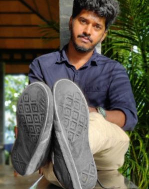 Mollywood Actor Sabareesh Sajjin Biography, News, Photos, Videos | NETTV4U