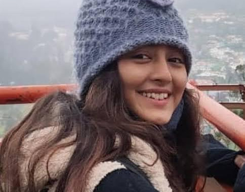 Bollywood Actress Shruti Bhist Biography, News, Photos, Videos | NETTV4U