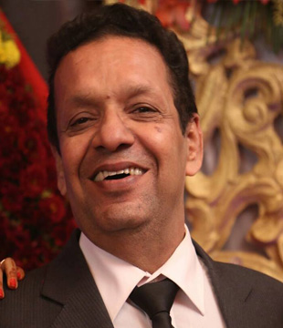 Bollywood Comedian Mukesh Ahuja Biography, News, Photos, Videos | NETTV4U