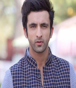 Bollywood Contestant Aqib Mir Biography, News, Photos, Videos | NETTV4U