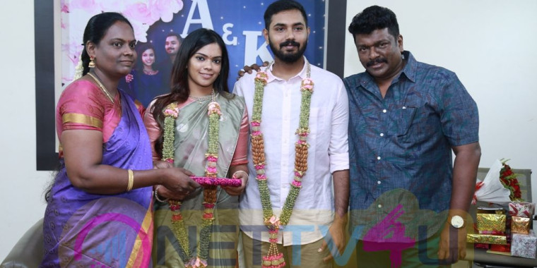 Parthiban S Daughter Keerthana Akshay Special Reception For Media Pics ...