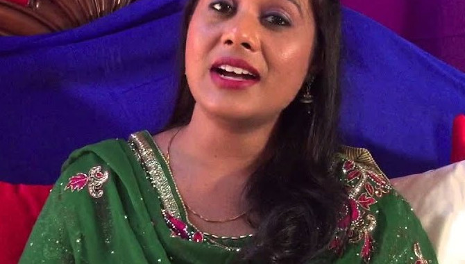 Singer Paramjeet Kaur Biography, News, Photos, Videos | NETTV4U