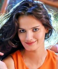 Bollywood Model Dipti Sharma Biography, News, Photos, Videos | NETTV4U