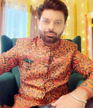 Punjabi Supporting Actor Sahil Grover Biography, News, Photos, Videos ...