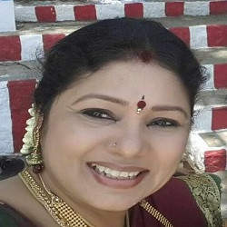 Kollywood Supporting Actress Tharani Tamil Biography, News, Photos ...