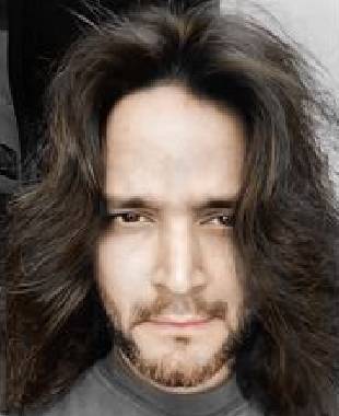 Bollywood Director Rahul Tanwar Biography, News, Photos, Videos | NETTV4U