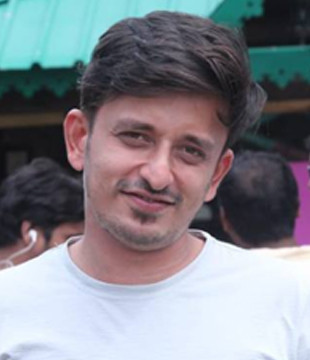 Bollywood Production Manager Aftab Qureshi Biography, News, Photos, Videos | NETTV4U