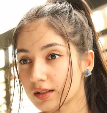 Punjabi Actress Cheshta Ahuja Biography, News, Photos, Videos | NETTV4U