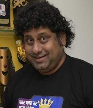 Marathi Director Rajesh Deshpande Biography, News, Photos, Videos | NETTV4U