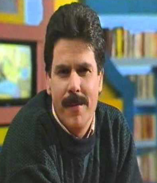 Hollywood Tv Presenter Stuart Bradley Biography, News, Photos, Videos ...