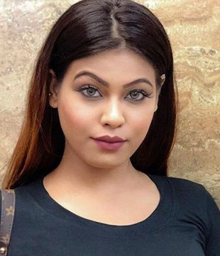 Bollywood Model Purvashi Behl Biography, News, Photos, Videos | NETTV4U