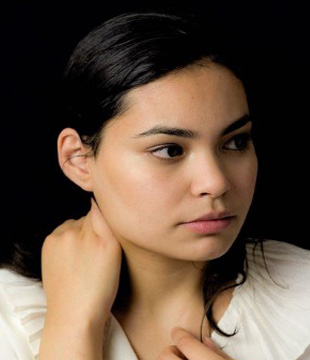 Bollywood Actress Anu Singh Biography, News, Photos, Videos | NETTV4U