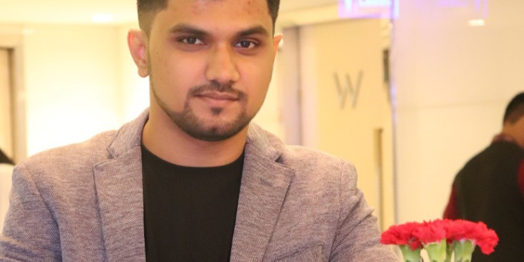 Bollywood Youtuber Zeeshan Shaikh Biography, News, Photos, Videos | NETTV4U