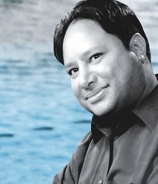 Punjabi Singer Romey Gill Biography, News, Photos, Videos | NETTV4U