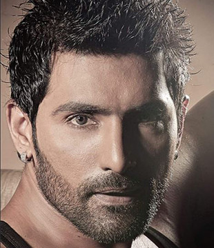 Bollywood Movie Actor Shabbir Ali Biography, News, Photos, Videos | NETTV4U