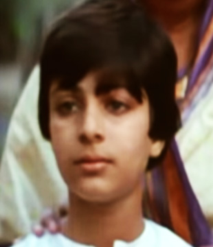 Bollywood Child Artist Rajeev Bhatia Biography, News, Photos, Videos | NETTV4U