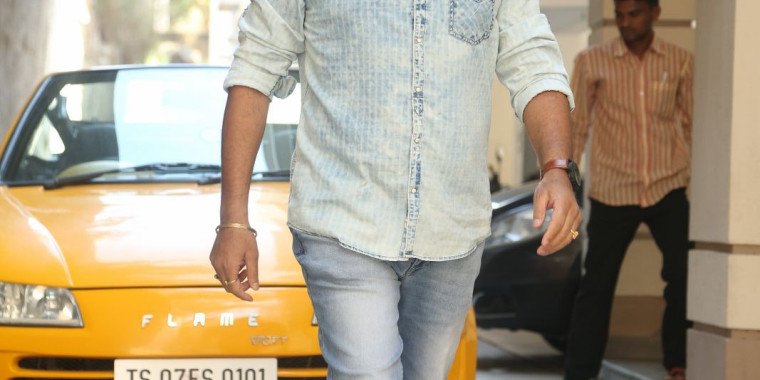 Actor Naresh Exclusive Interview Images | 403710 | Galleries & HD Images