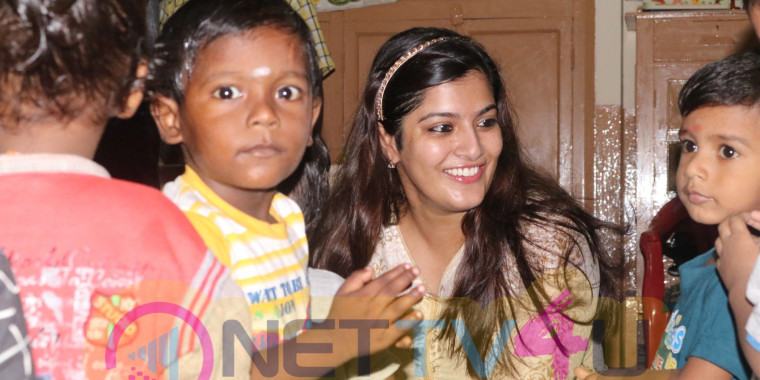 Actor Vishal Reddy Celebrate Is Birthday At Kasturi Gandhi Government ...