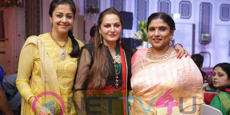 Actress Sripriya And Rajkumar Sethupathy 25th Wedding Anniversary ...