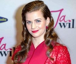 Hollywood Movie Actress Elise Schaap Biography, News, Photos, Videos ...