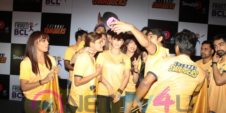 Exclusive Photos Of Sunny Leone Unveils Bcl Team Chennai Swagger | 139178 | Movie Press Meet ...