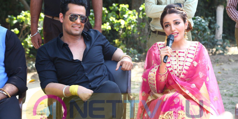 First Look Poster Of Ranjha Vikram Singh Punjabi Movie 25 Kille ...