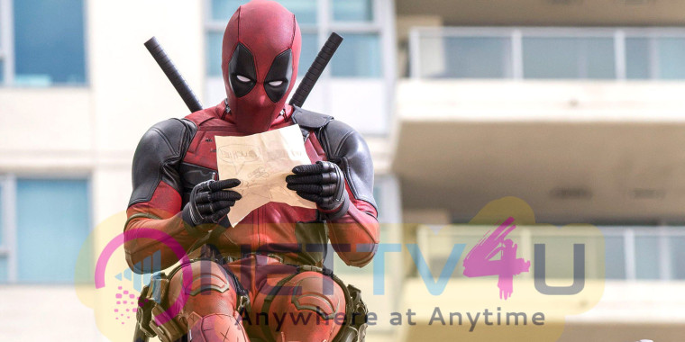 The Live Action Deadpool Movie Trailer Clips Photos | 117427 | Latest ...